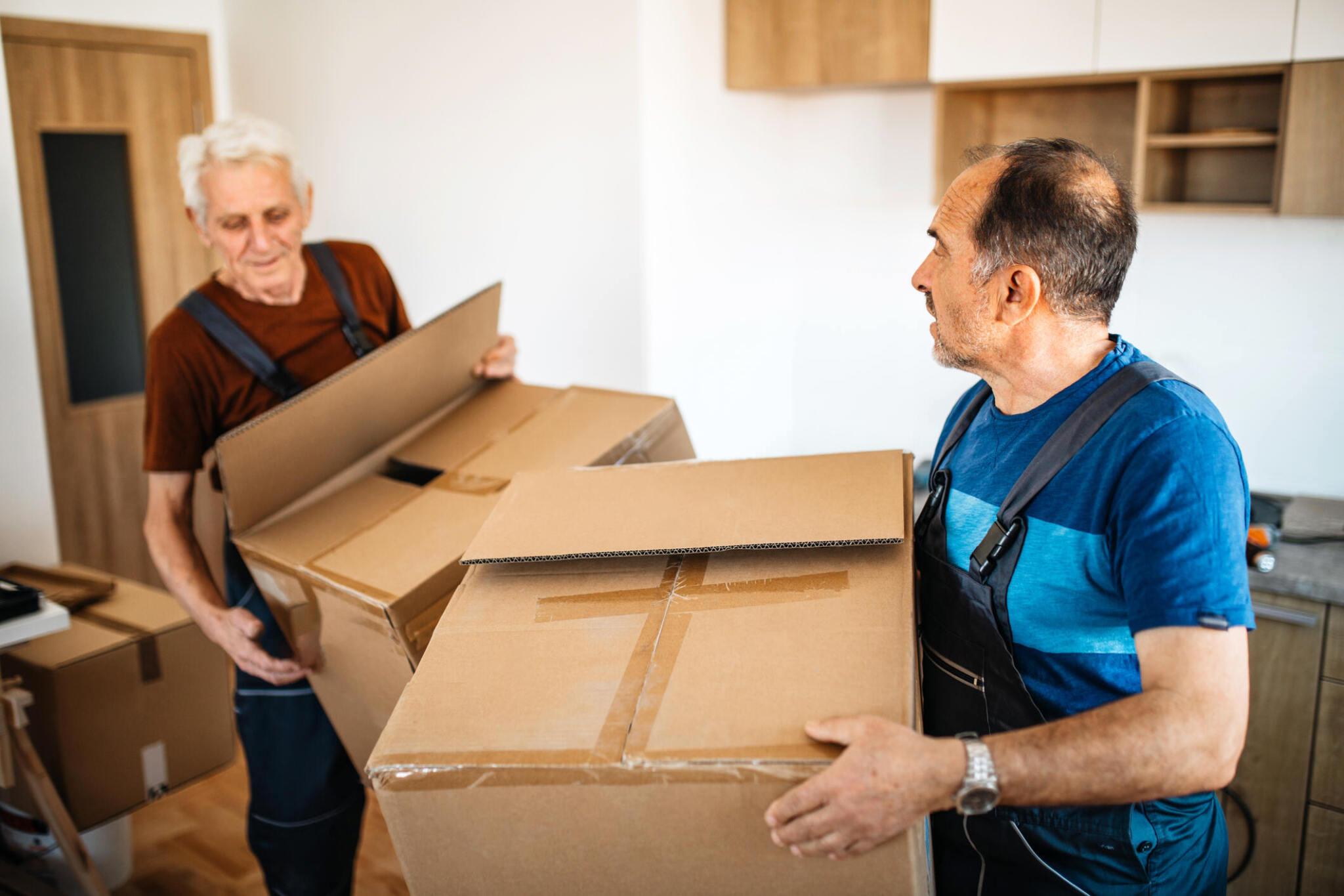 Moving with Seniors: Kobe Moving Guide to a Smooth Transition - KOBE MOVING